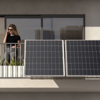 Φωτοβολταϊκά Πάνελ για Μπαλκόνι: Φιλική προς το περιβάλλον Ηλιακή Ενέργεια